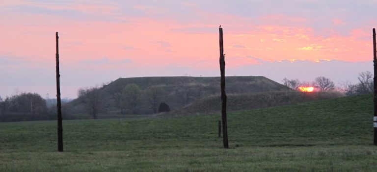 How White Settlers Buried the Truth About the Midwest's Mysterious ...